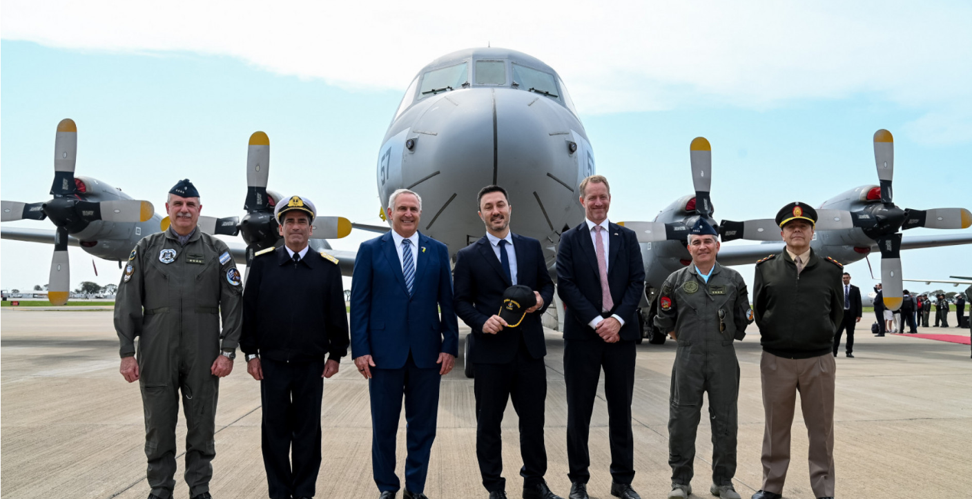 El Gobierno presentó el primer avión P-3 Orion para la Armada Argentina – Rosario Nuestro